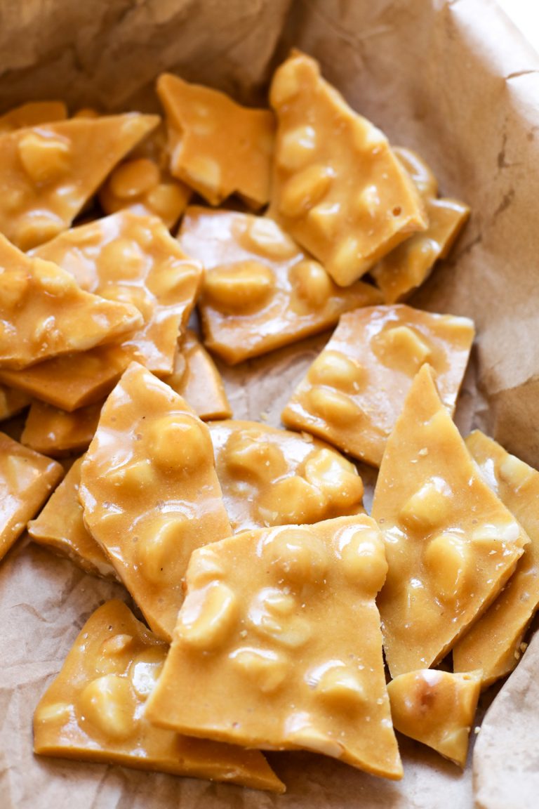Easy Salted Macadamia Nut Brittle Recipe