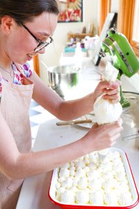 Step-by-Step Tiramisu - Just Easy Recipes