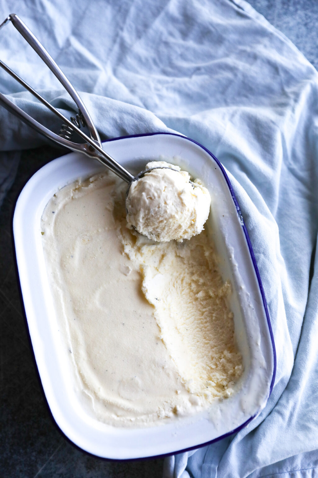 Easy Homemade Vanilla Ice Cream Recipe (with Ice Cream Maker) - Just ...