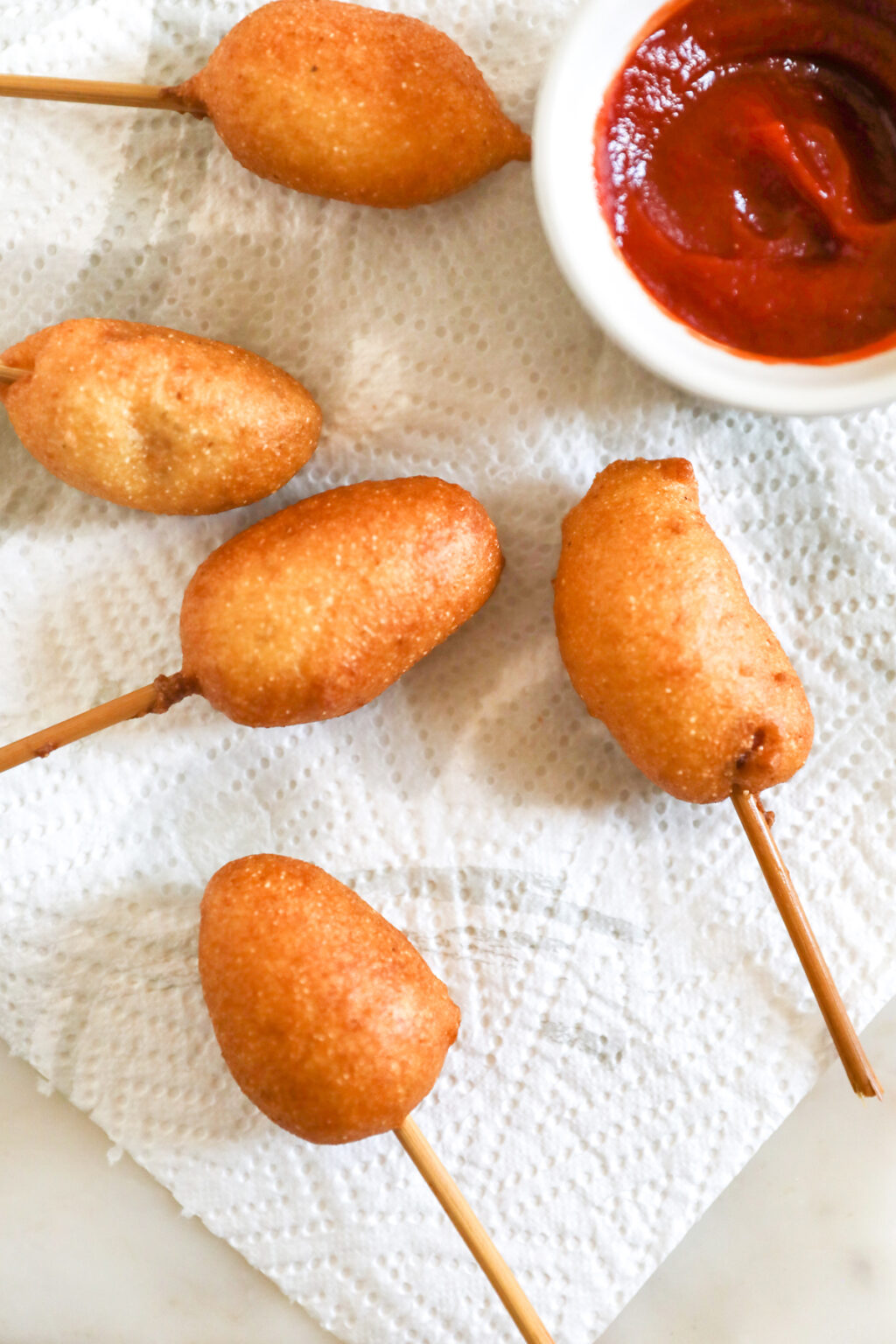 Easy Homemade Corn Dogs Recipe (step-by-step) - Just Easy Recipes