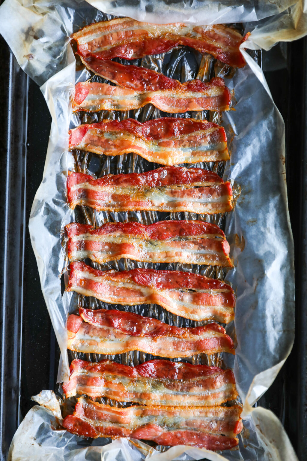 How to Make Crispy Bacon in the Oven {Easy Method} - Just Easy Recipes