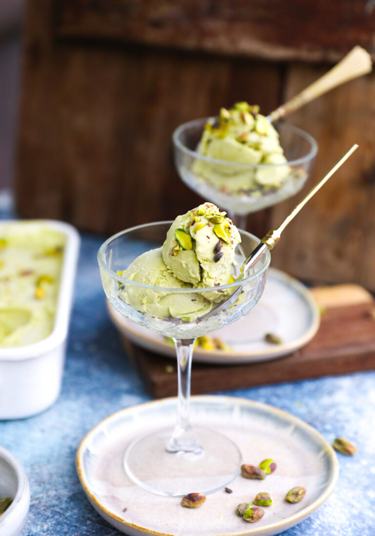 Pistachio Ice-Cream Recipe with Ice-Cream Maker - Just Easy Recipes