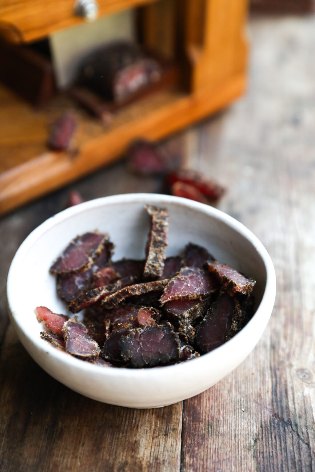How to Make Traditional South African Biltong {Viral Video} - Just Easy ...